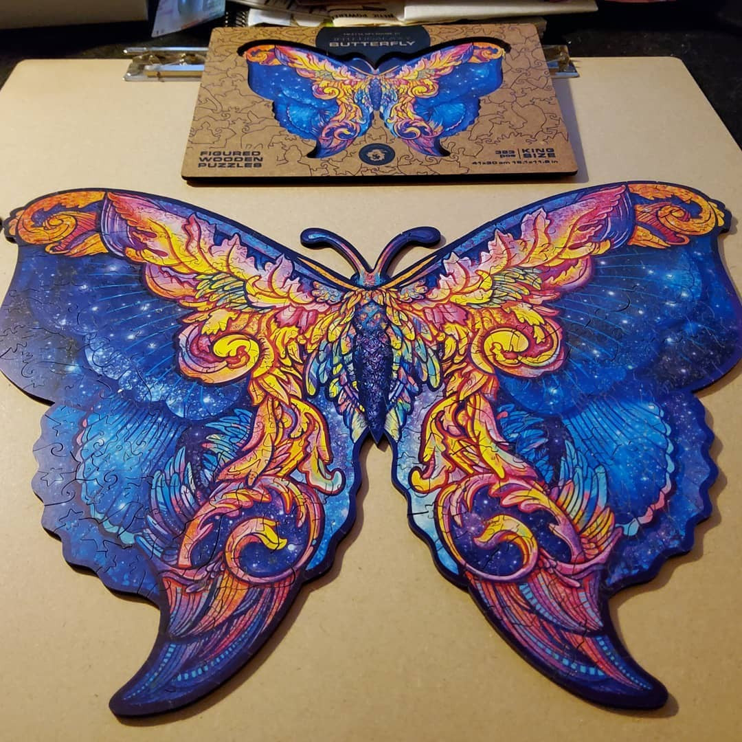 Intergalaxy Butterfly wooden puzzle - Unidragon